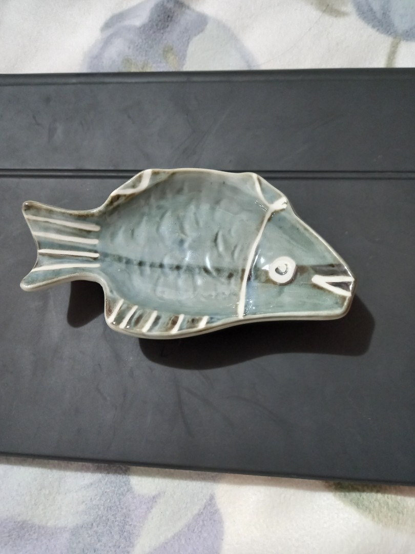 Footed Fish Saucer, Furniture & Home Living, Kitchenware & Tableware ...