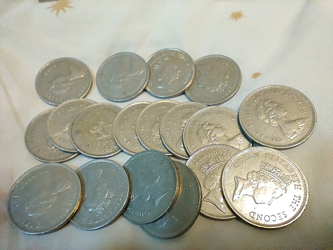 Giant coin collection!, 興趣及遊戲, 收藏品及紀念品, 錢幣 - Carousell