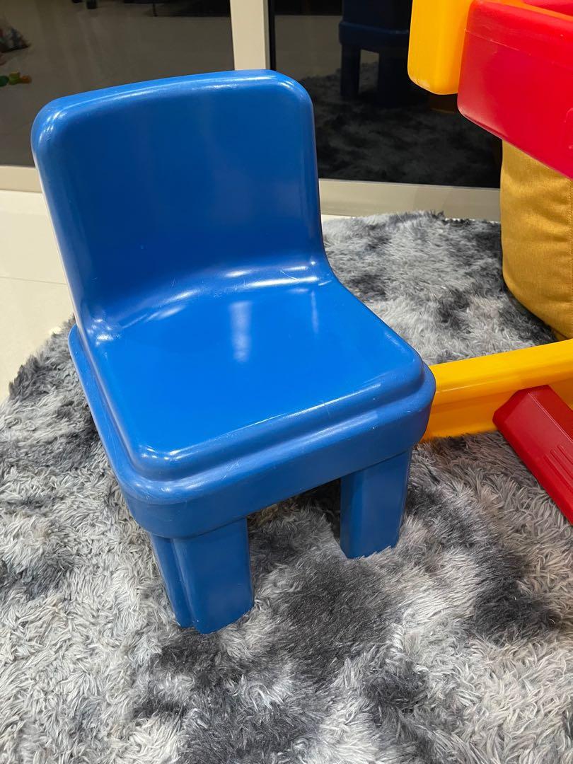 Kids Table and Chair (Chicco), Furniture & Home Living, Furniture ...