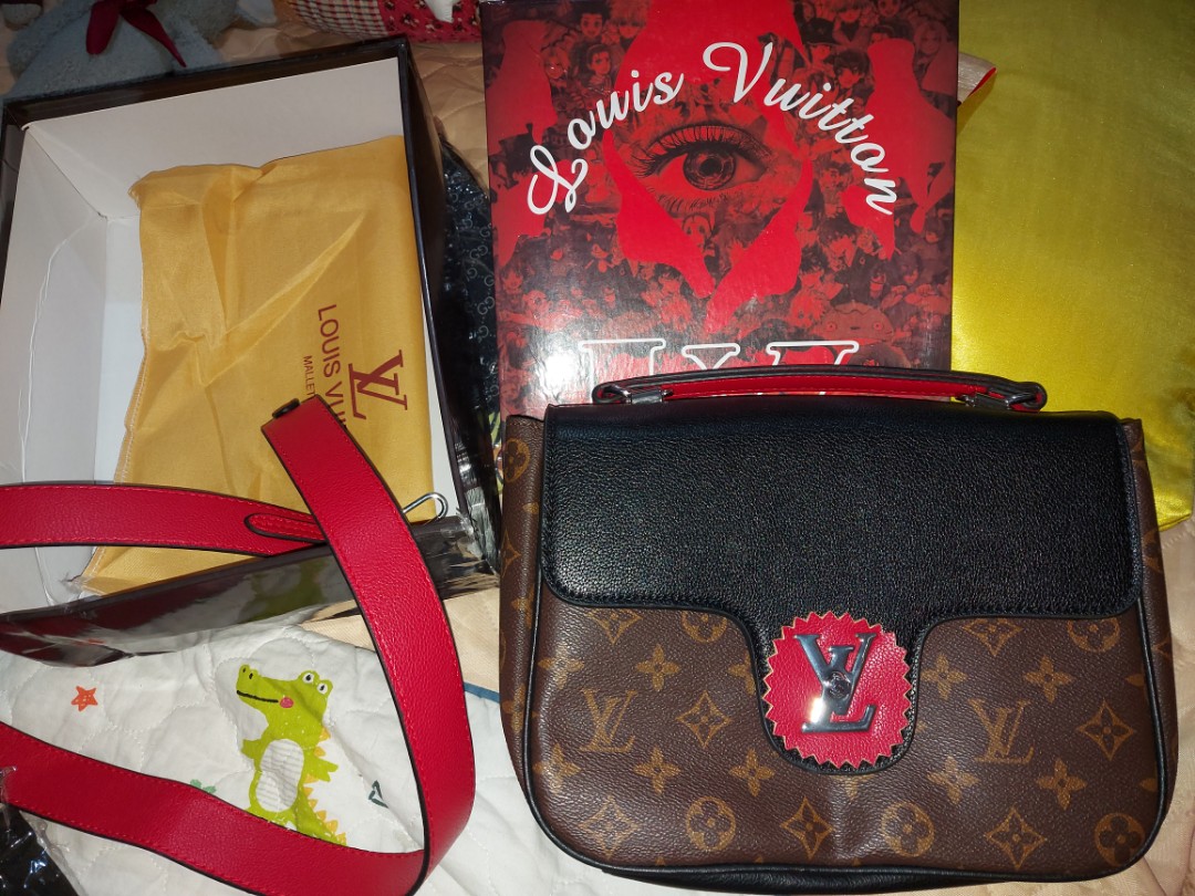 L Bag with strap and box, Women's Fashion, Bags & Wallets, Shoulder ...