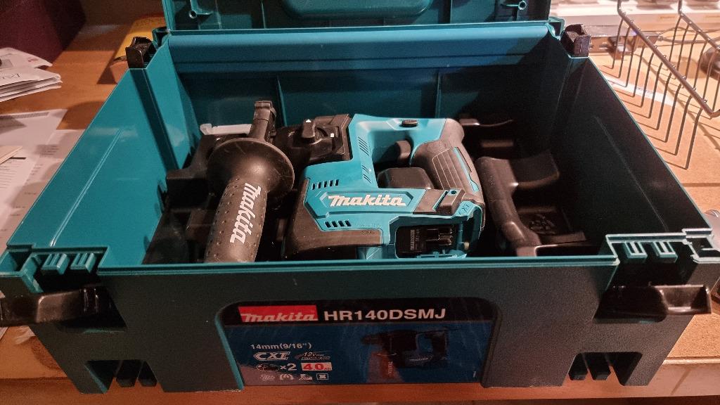 Makita HR140D 12v Max CXT Cordless SDS Hammer Drill | SDS Drills, Furniture & Home Living, Home ...