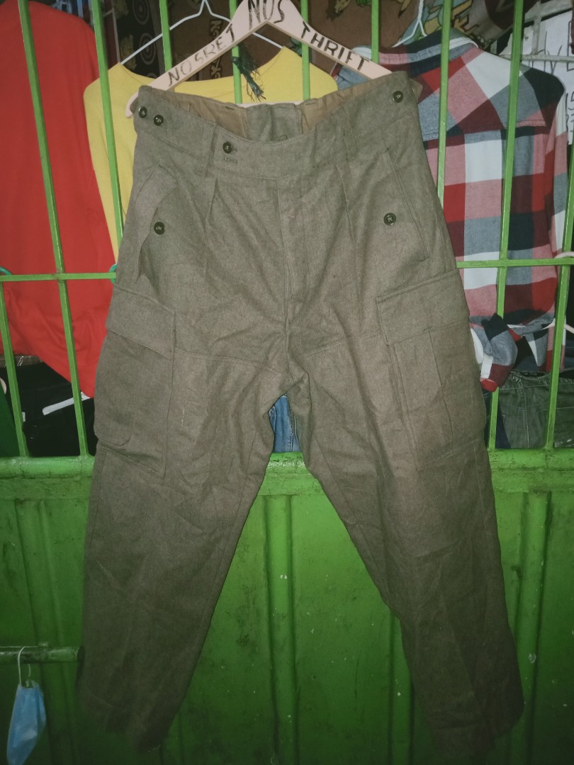 MOLLENKAMP, Men's Fashion, Bottoms, Chinos on Carousell