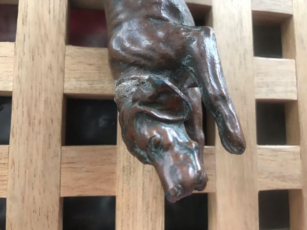 Patung besi vintage barangkuno, Antik, Pajangan di Carousell