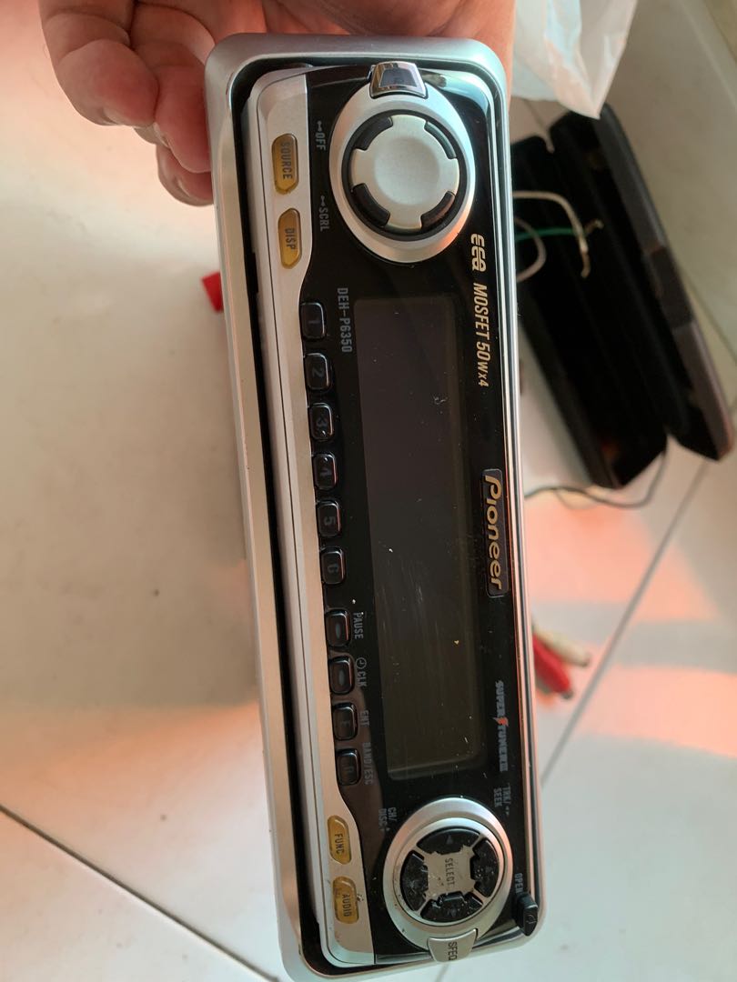 Pioneer car CD player, Car Accessories, Accessories on Carousell