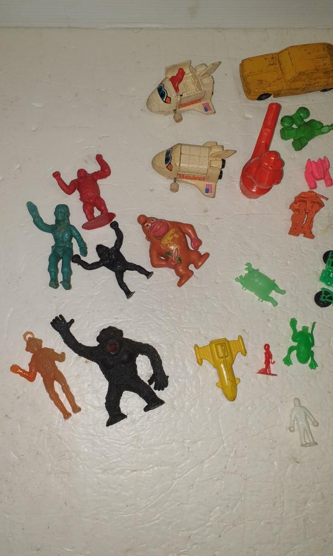 vintage old school plastic toy, Hobbies & Toys, Memorabilia ...