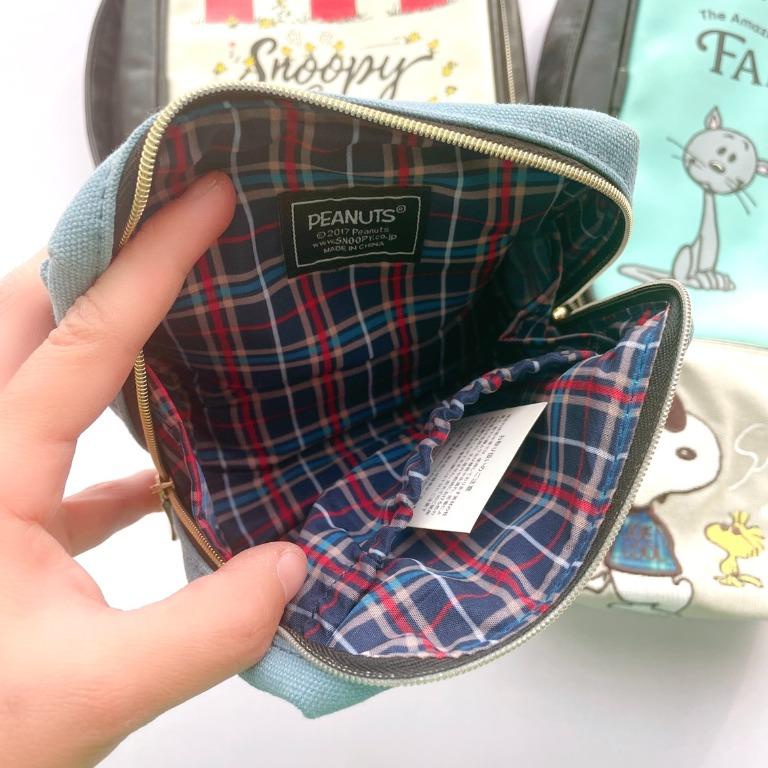 日本 Peanuts Snoopy & Faron 史諾比 主題 化妝 收納袋, 女裝, 手袋及銀包, 多用途袋 - Carousell
