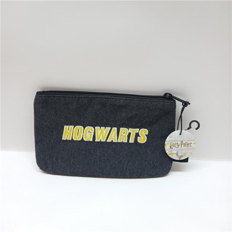 日本 TYPO x Harry Potter 哈利波特 灰黑色帆布 HOGWARTS 長方 收納袋, 女裝, 手袋及銀包, 多用途袋 ...