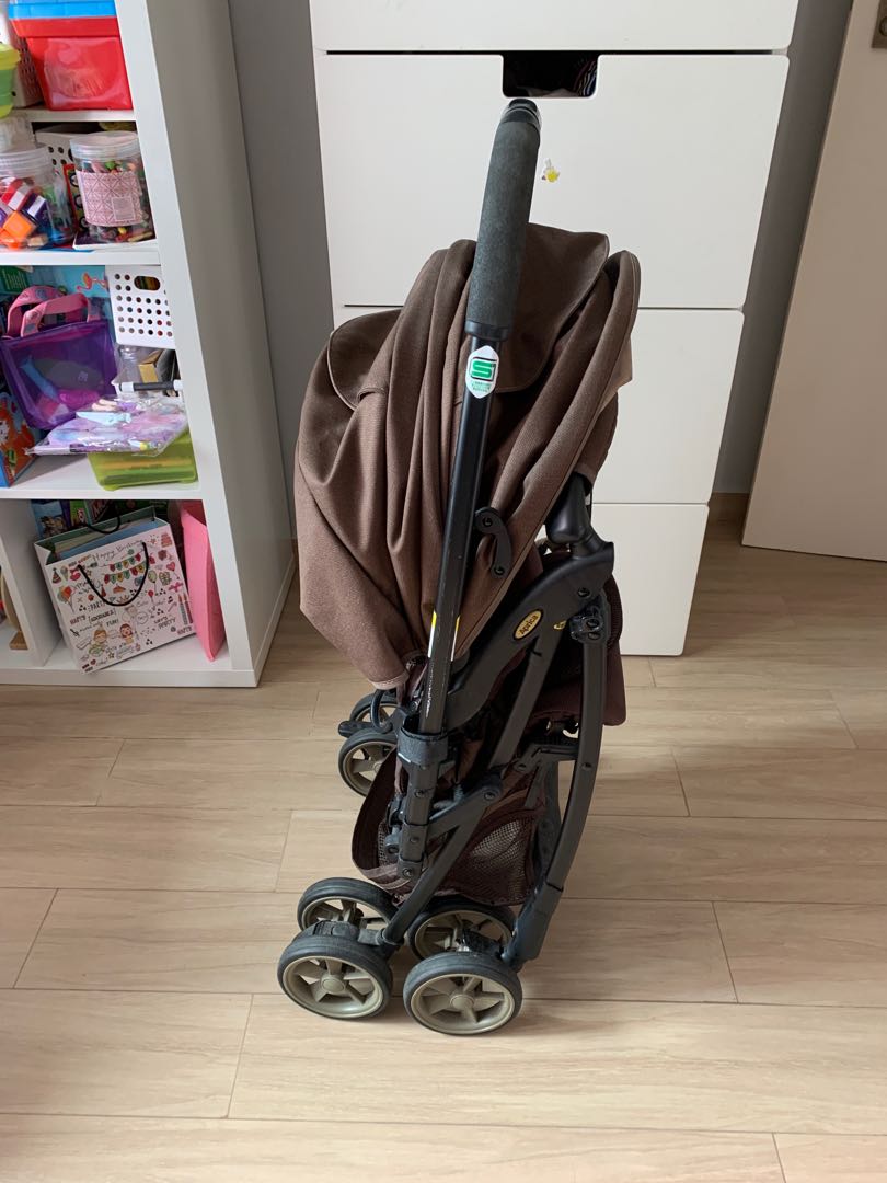 Aprica stroller, Babies & Kids, Going Out, Strollers on Carousell