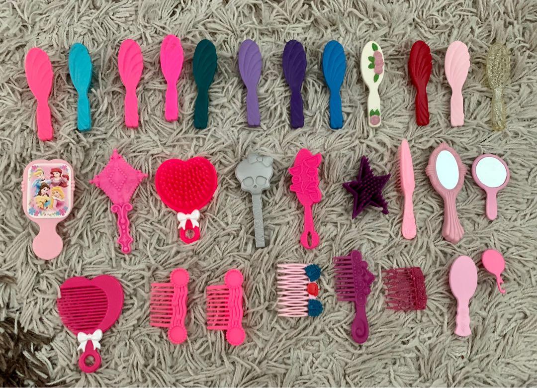 Barbie Doll Comb Bundle, Hobbies & Toys, Toys & Games on Carousell