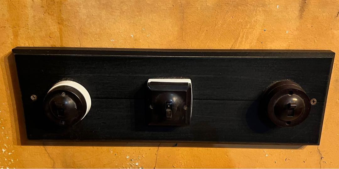 Display of three old style switches, Hobbies & Toys, Memorabilia ...
