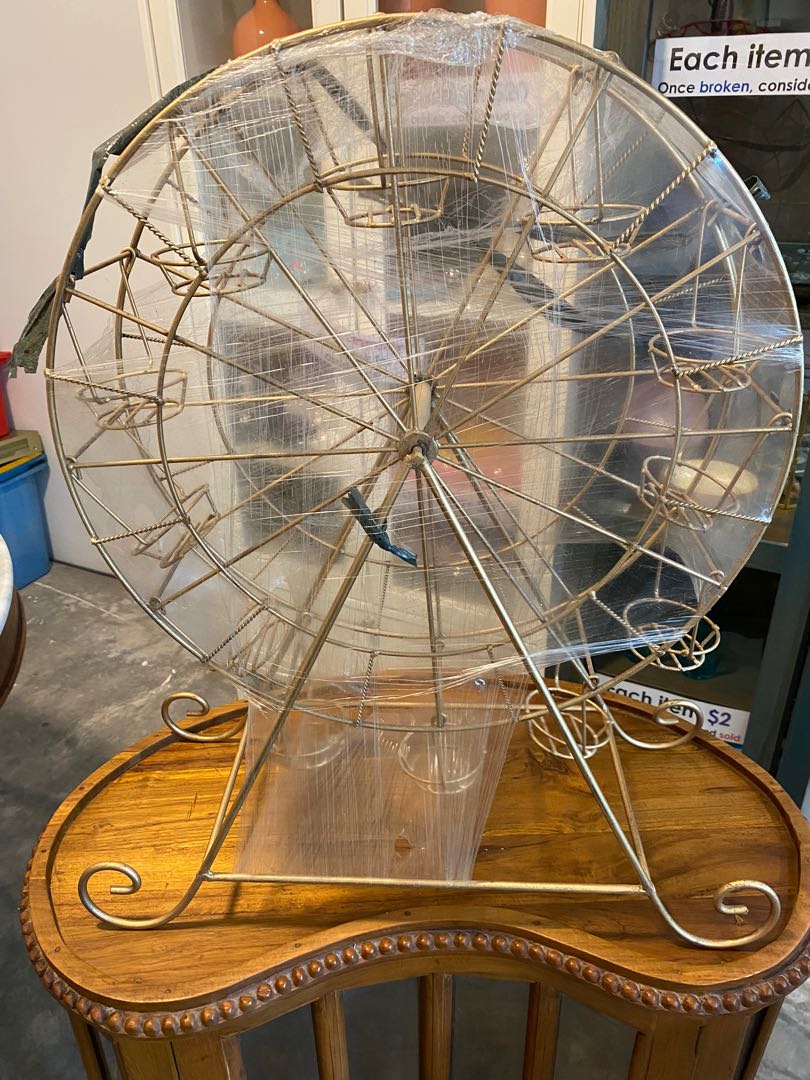 Ferris wheel display for sweets, Furniture & Home Living, Kitchenware ...