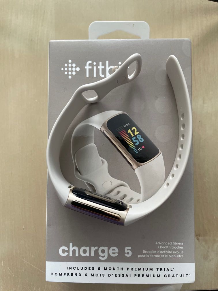 Fitbit Charge 5 - soft gold / lunar white, Mobile Phones & Gadgets ... Fitbit Charge 5 - soft gold / lunar white, Mobile Phones & Gadgets ...