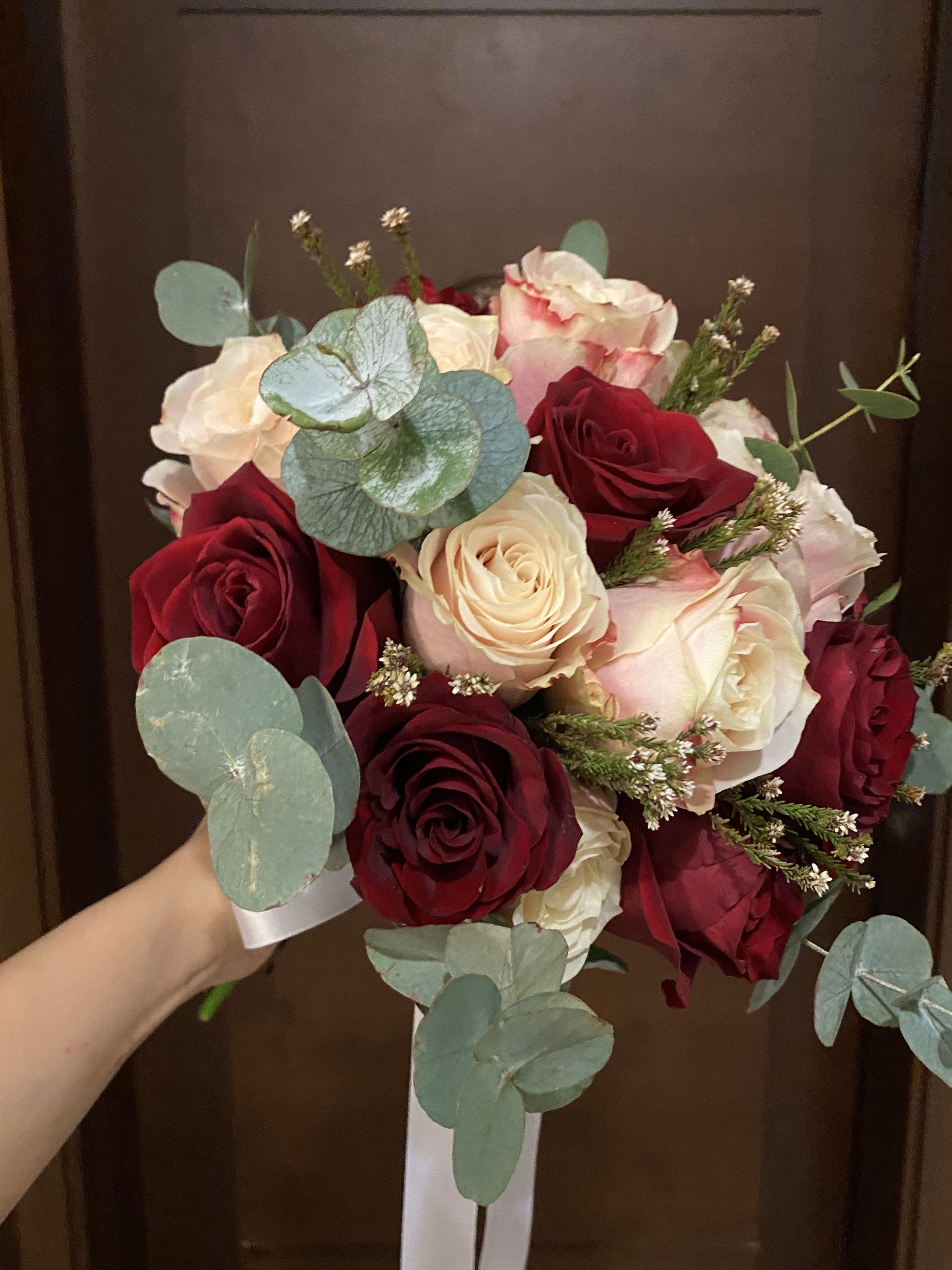 Fresh roses bridal / ROM bouquet (december special), Hobbies & Toys ...