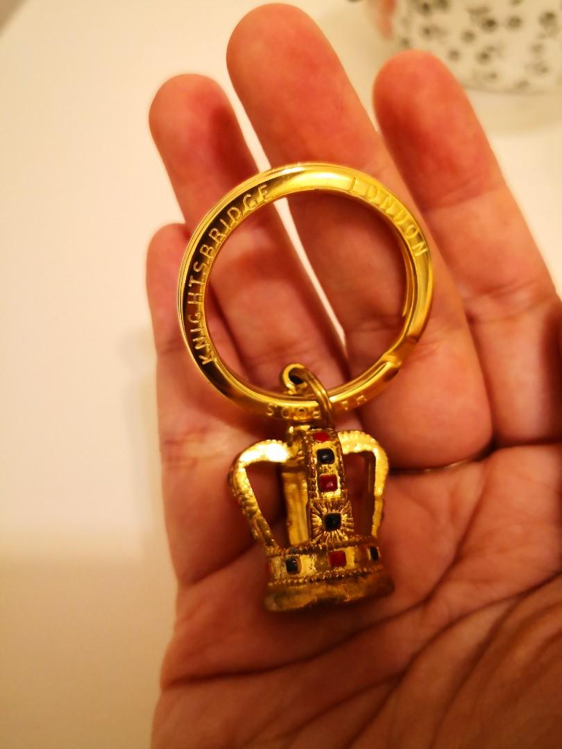 Harrods Knightsbridge Keychain, 名牌, 飾物及配件 - Carousell