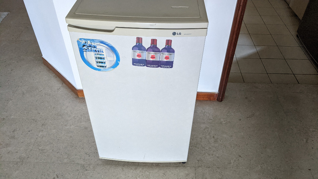 LG bar fridge with can drink holder, TV & Home Appliances, Kitchen ...