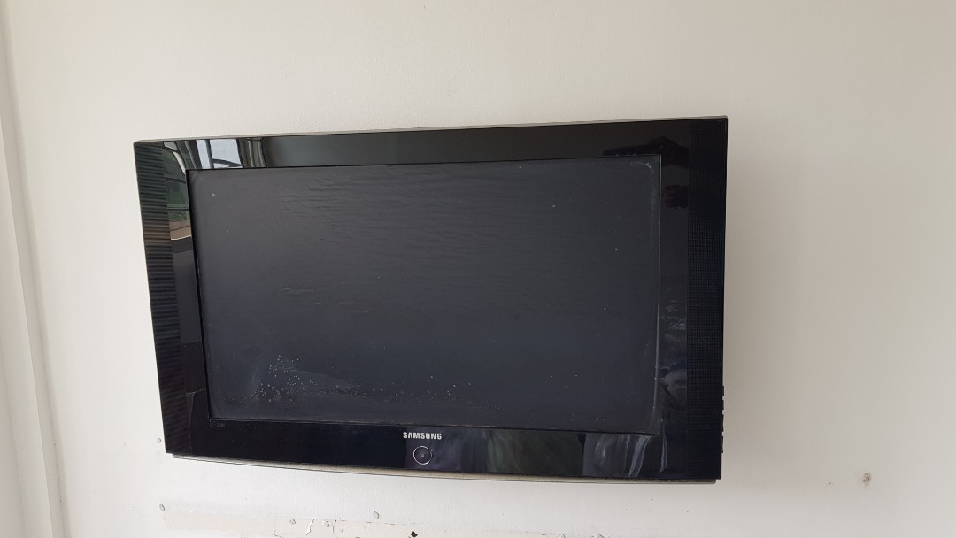 FREE Old Samsung TV, TV & Home Appliances, TV & Entertainment, TV on ...