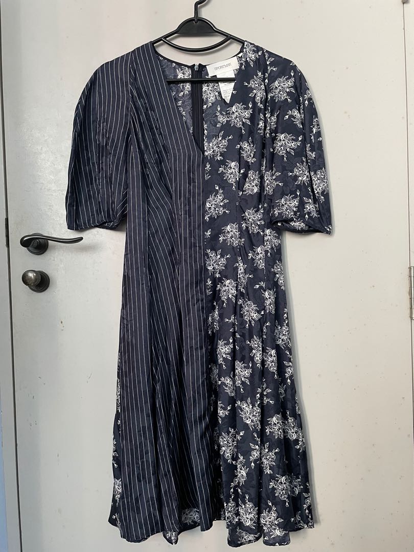 SportsMax Silk Dress, Women's Fashion, Dresses & Sets, Dresses on Carousell