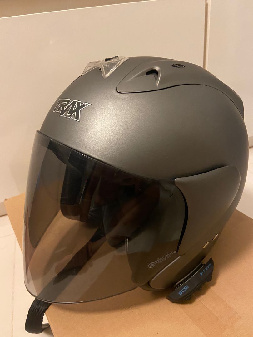 Trax Helmet, Motorcycles, Motorcycle Apparel on Carousell