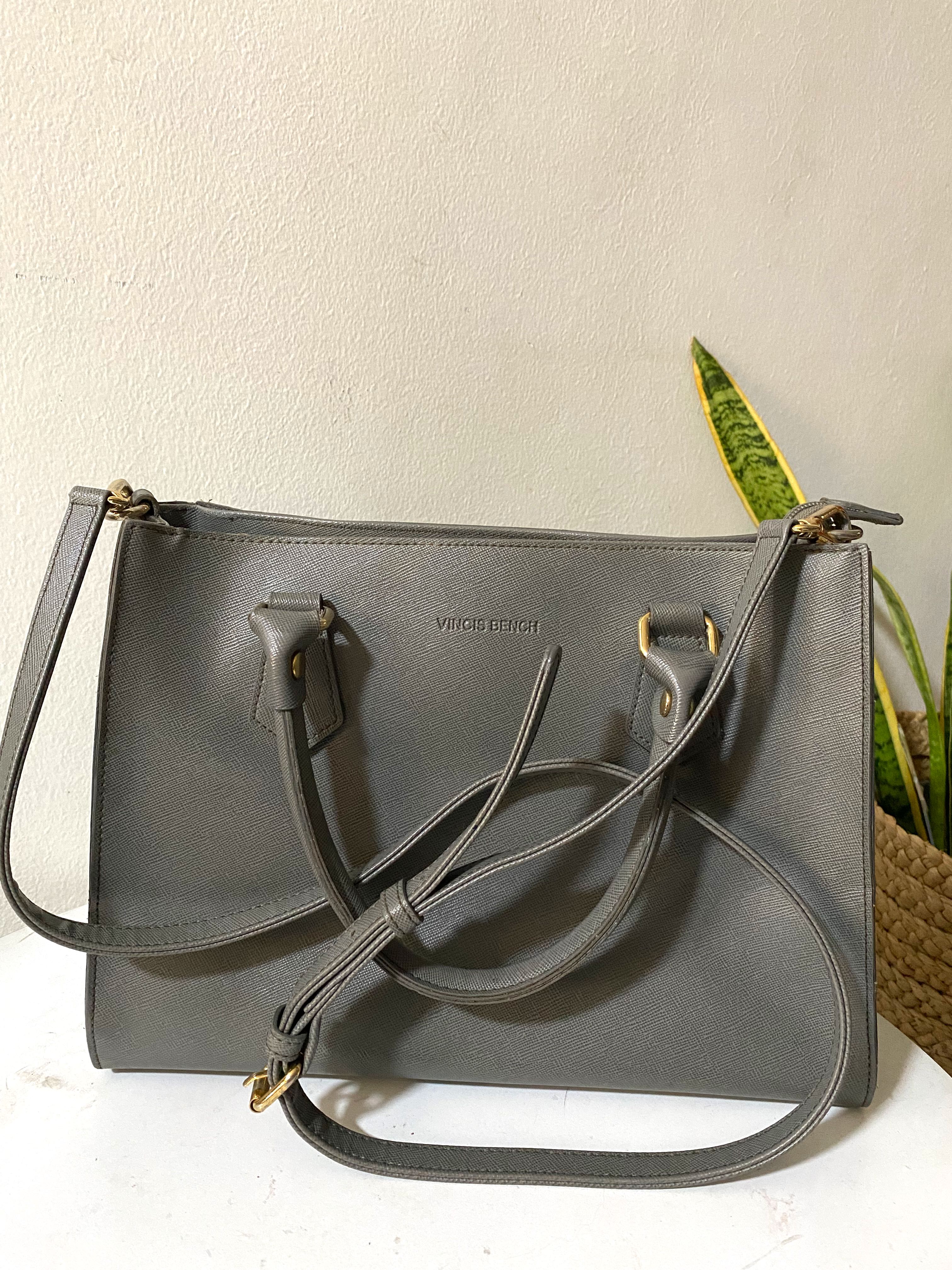 Vincis Bench Two-way , Women's Fashion, Bags & Wallets, Cross-body Bags ...