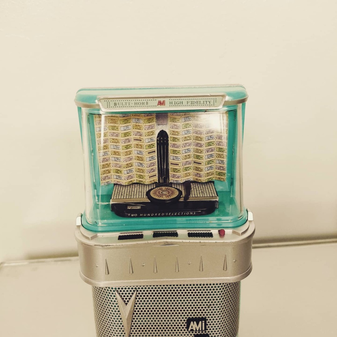 vintage jukebox miniature, Hobbies & Toys, Memorabilia & Collectibles ...