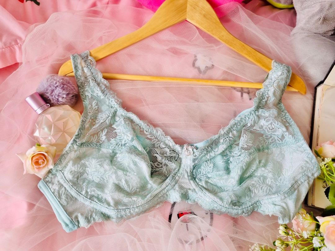 Branded bra plus size Edited Body 20DD, Women's Fashion, Undergarments ...