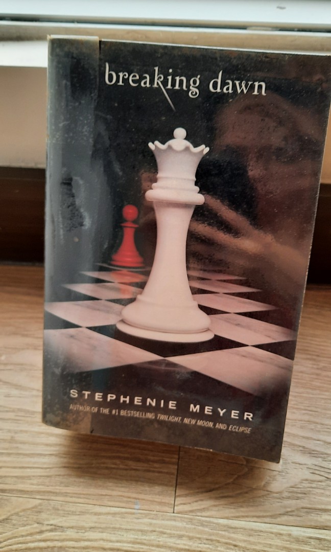 Breaking Dawn by Stephanie Meyer soft bound with plastic cover (Grab ...