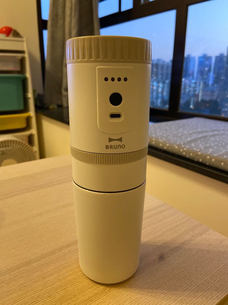 Bruno portable coffee machine, 家庭電器, 其他家庭電器 - Carousell