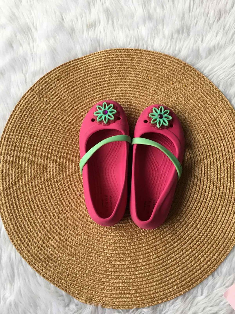 Crocs Kelly For Kids, Babies & Kids, Babies & Kids Fashion on Carousell