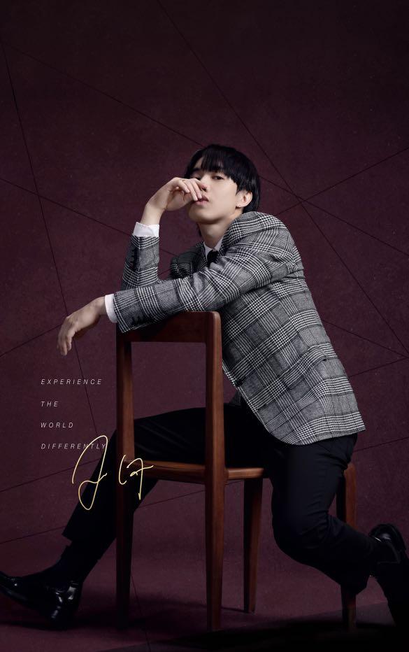 [放]CSL x MIRROR Jer Poster, 興趣及遊戲, 收藏品及紀念品, 明星周邊 - Carousell