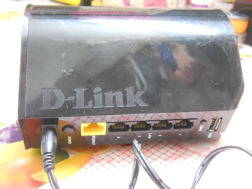 D-LINK DIR-850L Wireless AC1200 Dual Band Gigabit Cloud Router ...