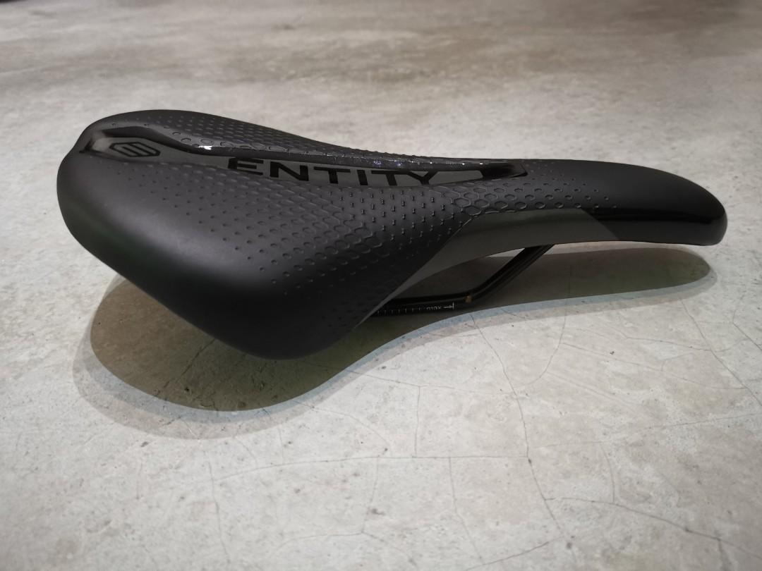 Entity Void saddle/seat, Sports Equipment, Bicycles & Parts, Bicycles on Carousell