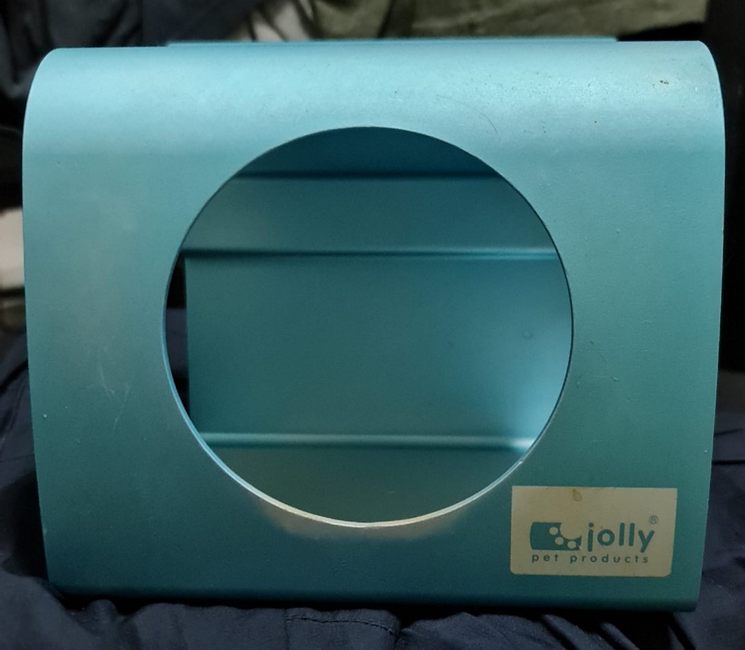 Jolly Cool House, Pet Supplies, Homes & Other Pet Accessories on Carousell