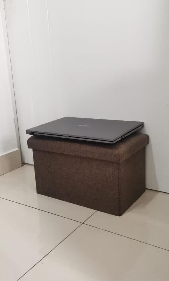 Kotak simpan barang/bangku duduk, Furniture & Home Living, Home Decor ...