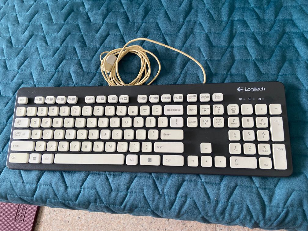 Logitech wired keyboard, Computers & Tech, Parts & Accessories ...
