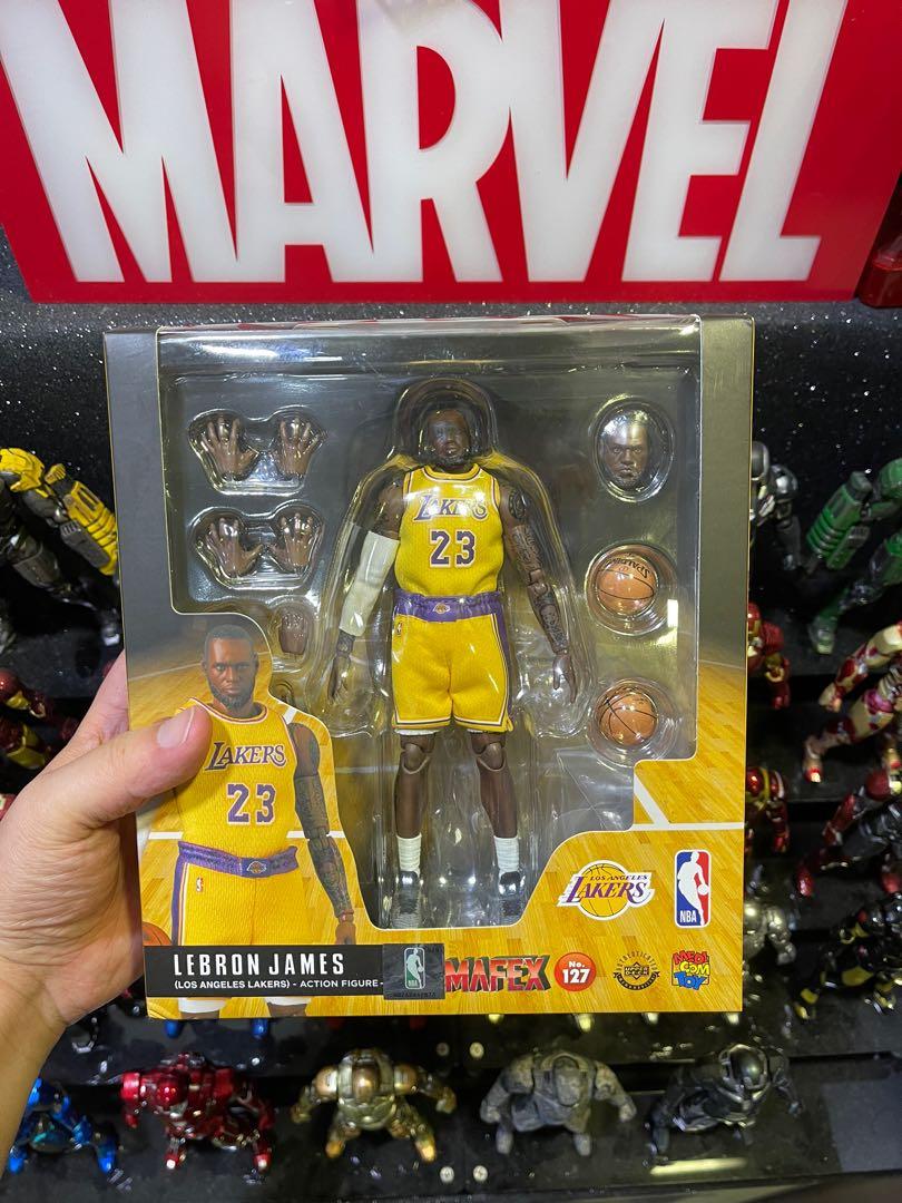 Mafex Michael Jordan No.132 & Mafex LeBron James No.127, Hobbies & Toys ...