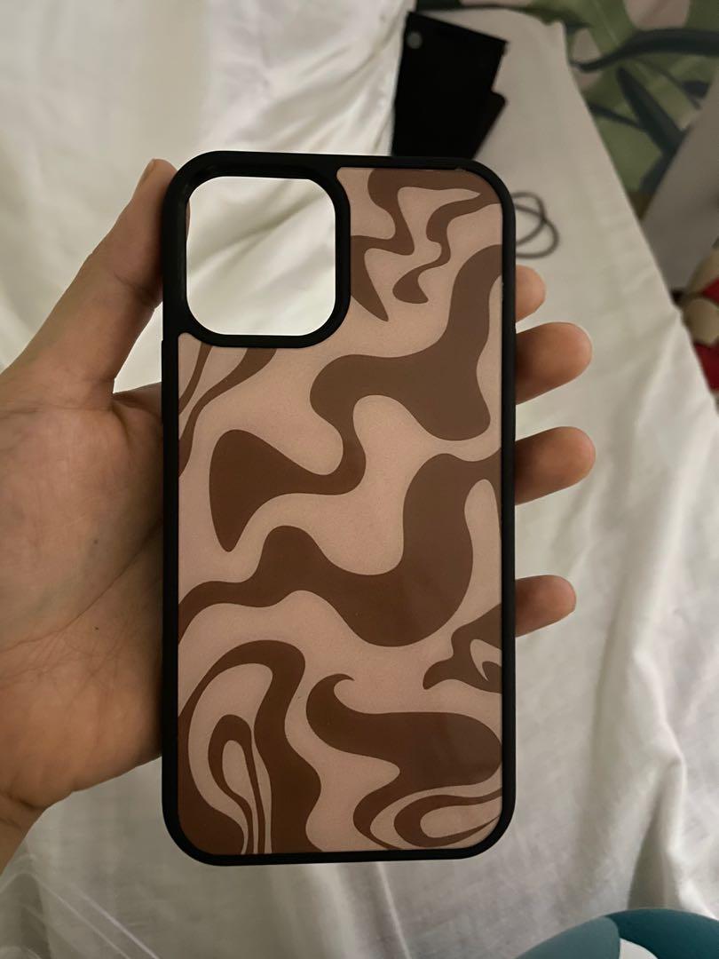 iPhone 12/12 pro NALA CASE, Colab with Bianca Gan Case, Mobile Phones ...