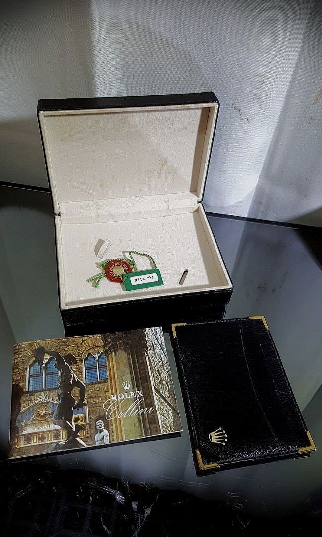 Rolex Box 90s Cellini 勞力士 切利尼 ( 舊裝 1991 書牌錶盒 ), 興趣及遊戲, 收藏品及紀念品, 古董收藏 ...