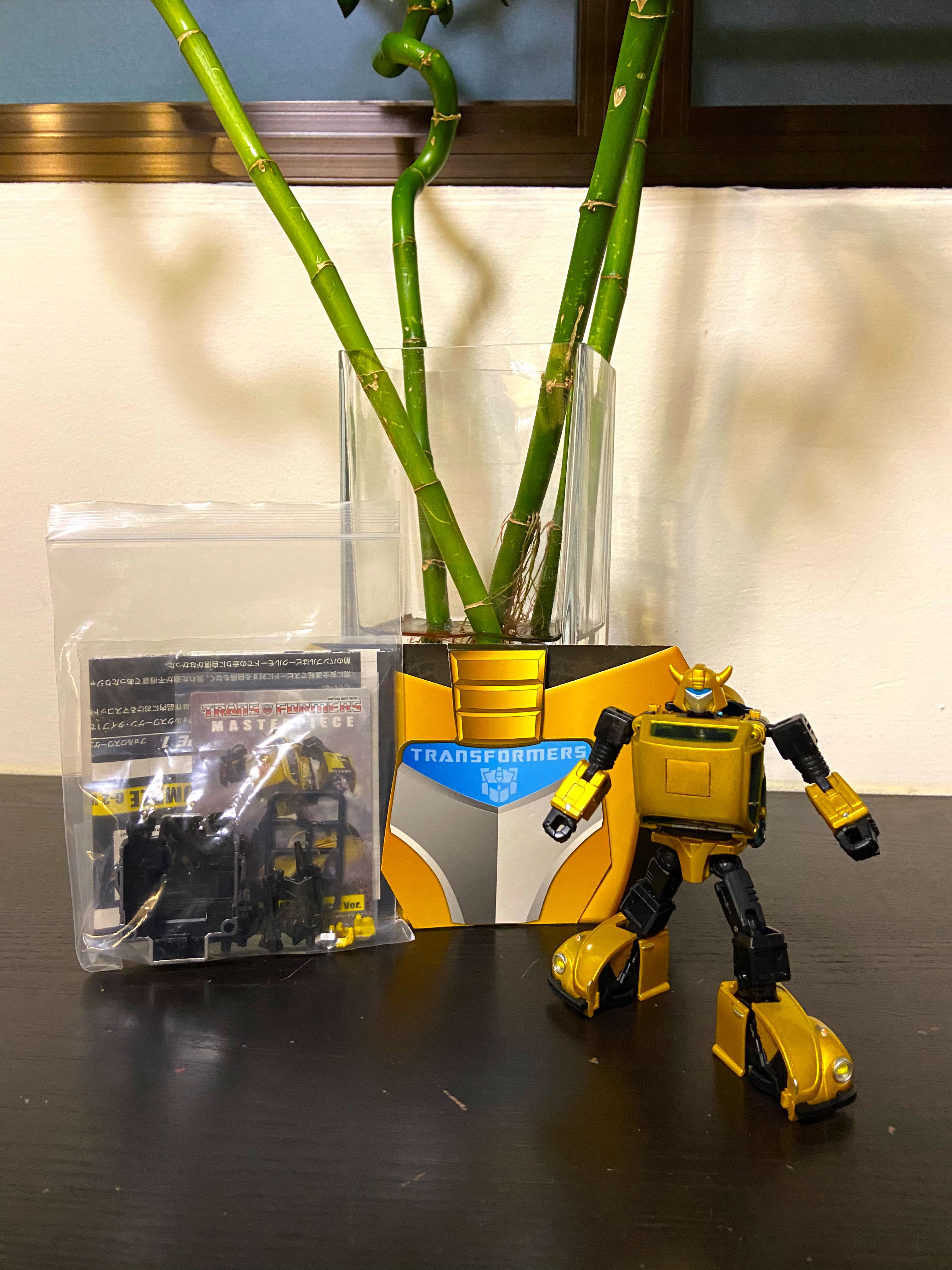 Transformers Masterpiece MP-21G Bumblebee G2 Goldbug, Hobbies & Toys ...
