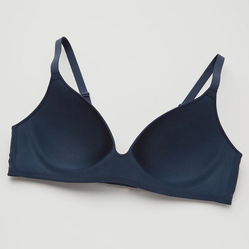 Uniqlo Wireless Bra (65/70 AA), Women's Fashion, New Undergarments ...