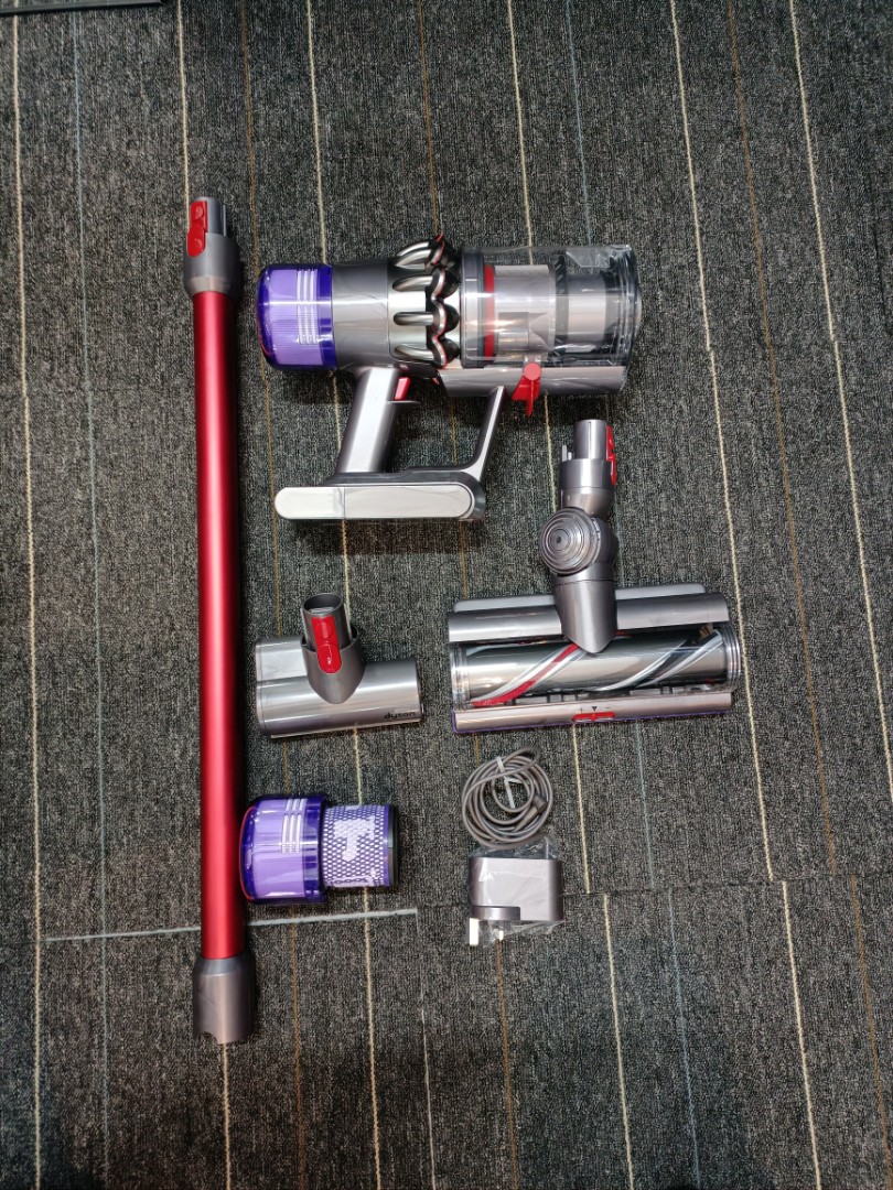 V11 DYSON, TV & Home Appliances, Vacuum Cleaner & Housekeeping on Carousell