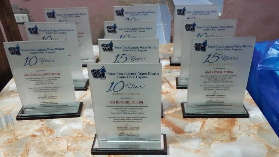 WE RUSH GLASS PLAQUE ACRYLIC PLAQUE TROPHIES TROPHY, Hobbies & Toys ...