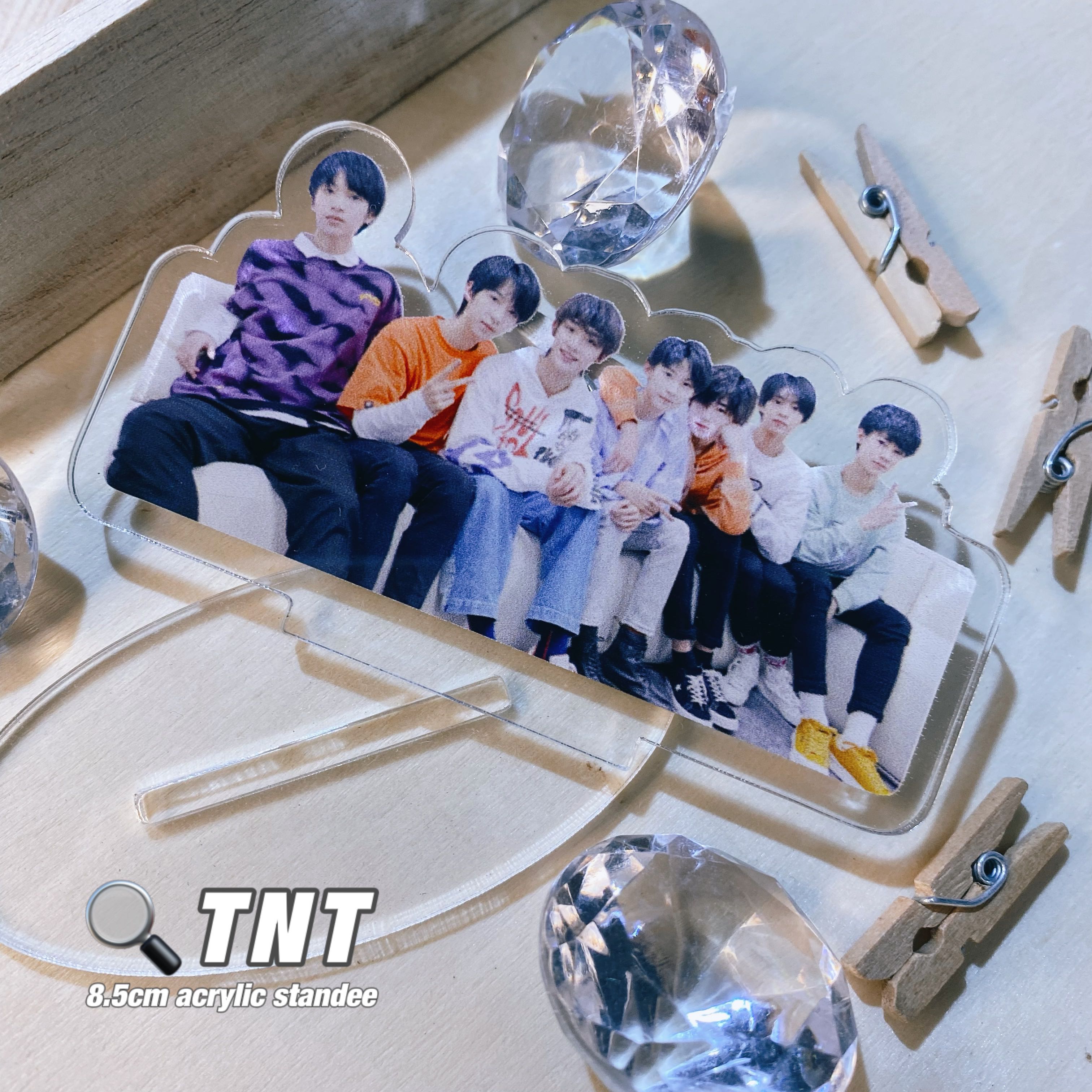 CPOP ; ACRYLIC STANDEES/KEYCHAINS ; TNT时代少年团 易烊千玺 JJLIN , Hobbies ...
