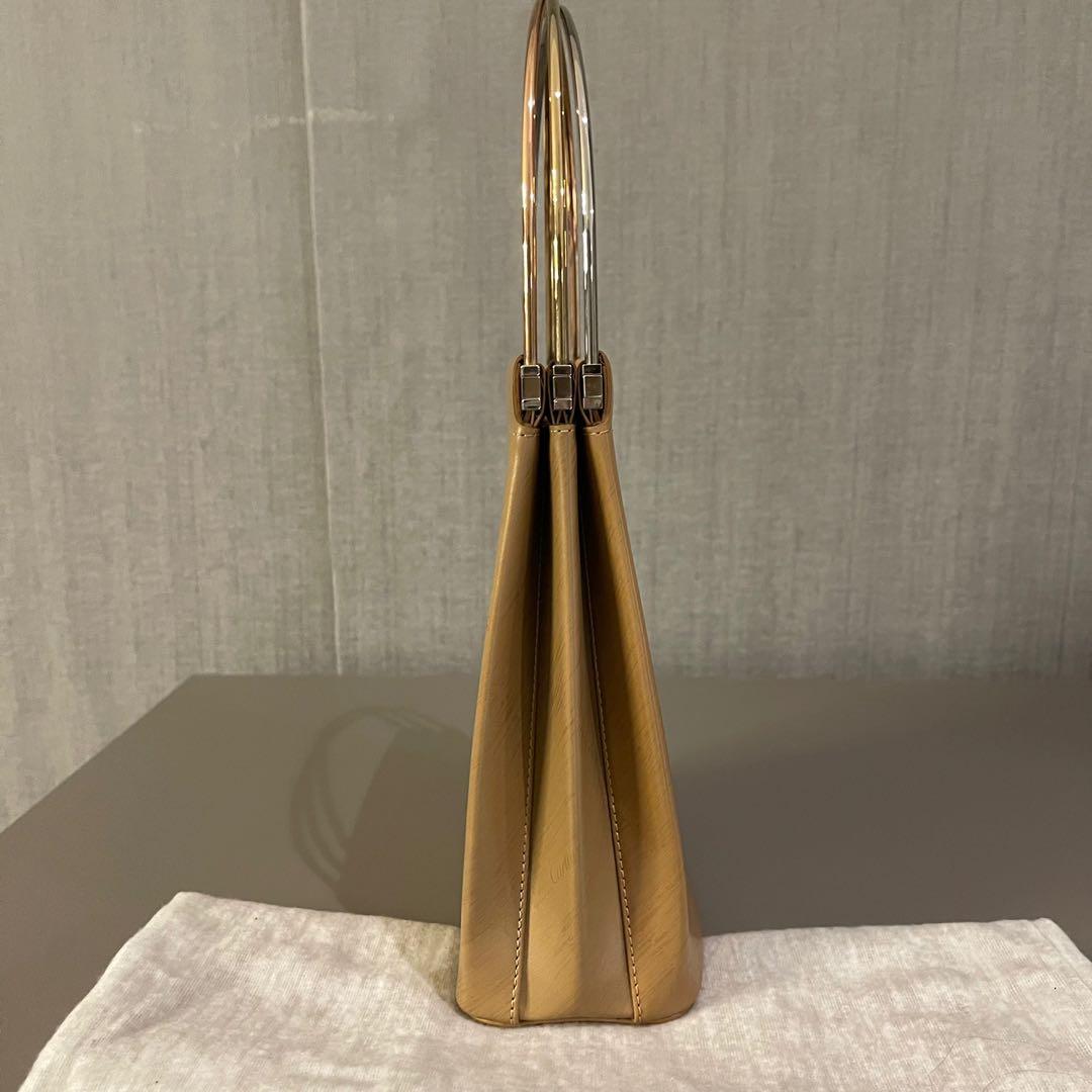 Cartier tRinity bag, Luxury, Bags & Wallets on Carousell