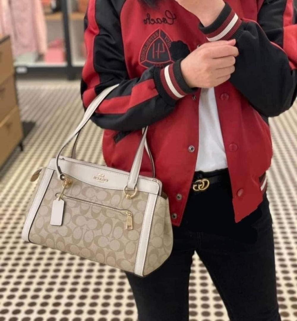 Coach kailey carryall in signature canvas, Women's Fashion, Bags ...