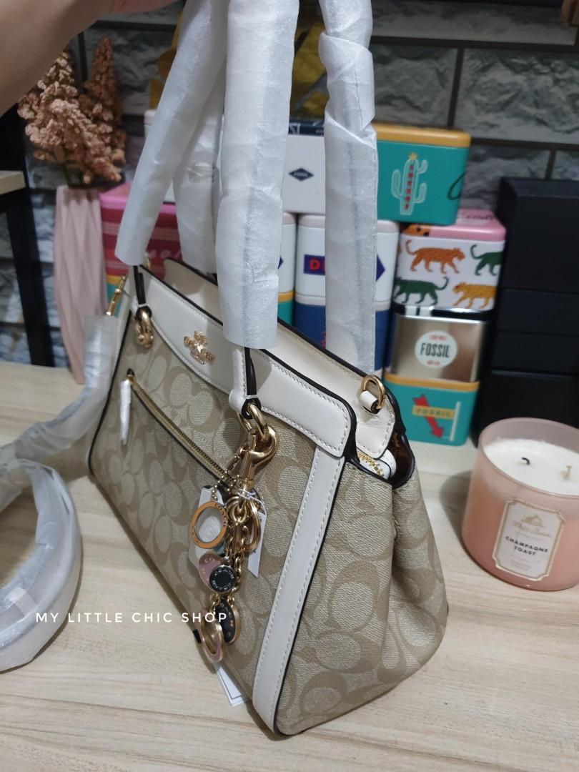 Coach kailey carryall in signature canvas, Women's Fashion, Bags ...