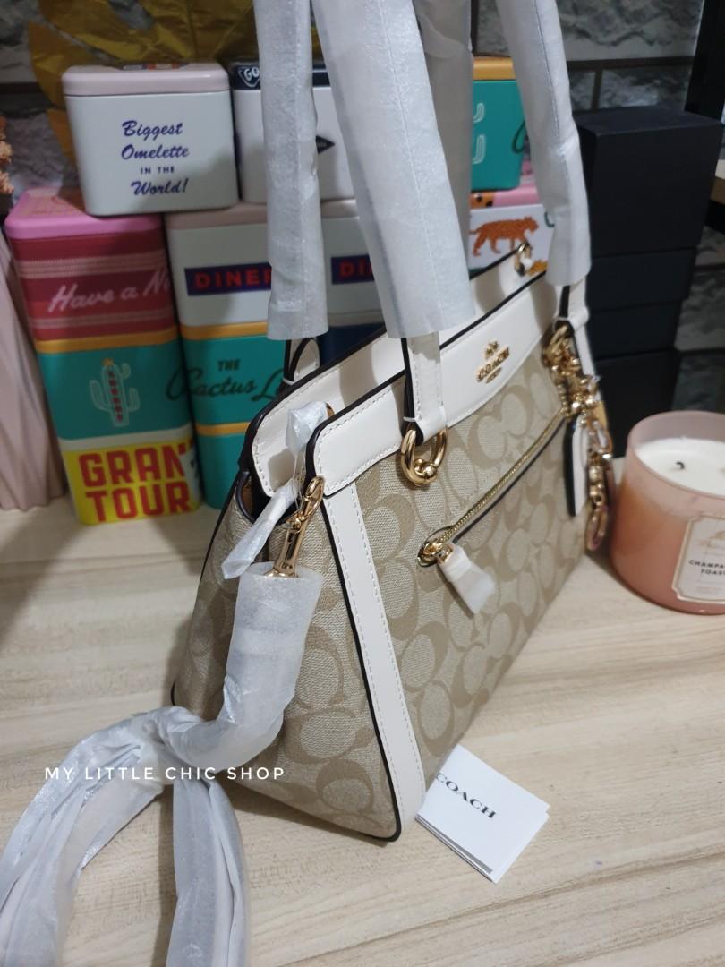 Coach kailey carryall in signature canvas, Women's Fashion, Bags ...