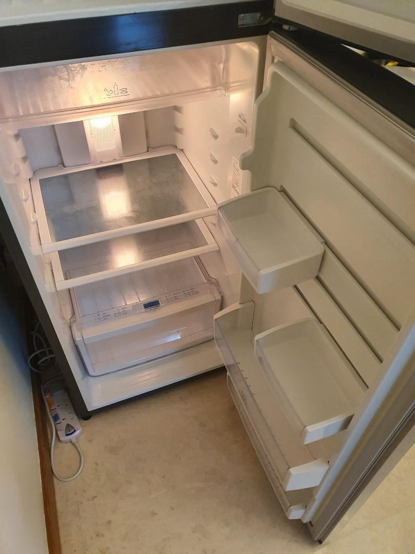 Electrolux 254L Fridge Freezer, TV & Home Appliances, Kitchen ...