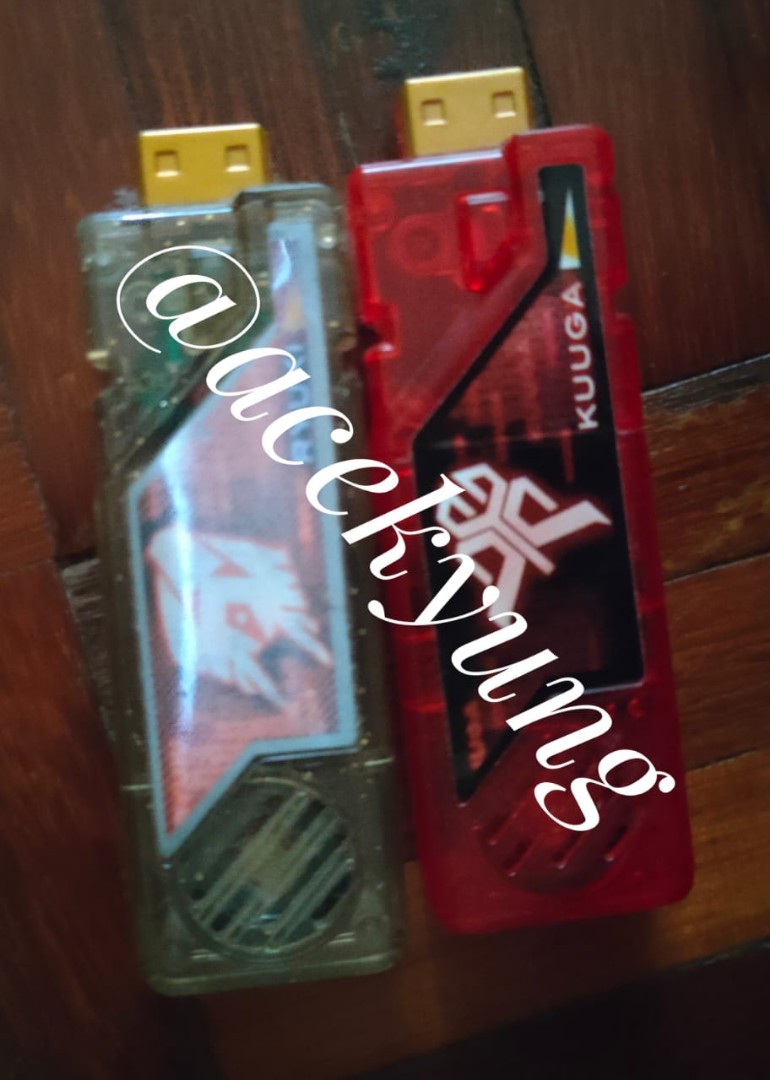 Gaia Memory KR Kuuga (Gashapon) & KR Ryuki (Candy) - Kamen Rider W (SET ...