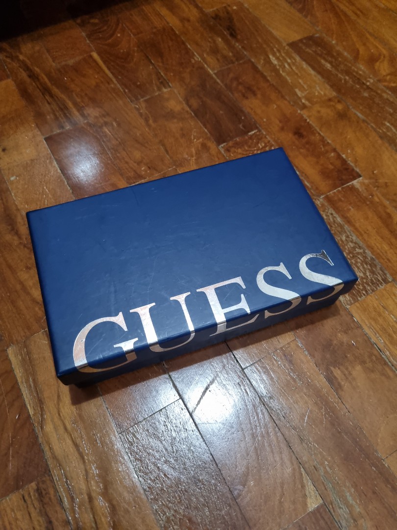GUESS Gift Box, Luxury, Bags & Wallets on Carousell