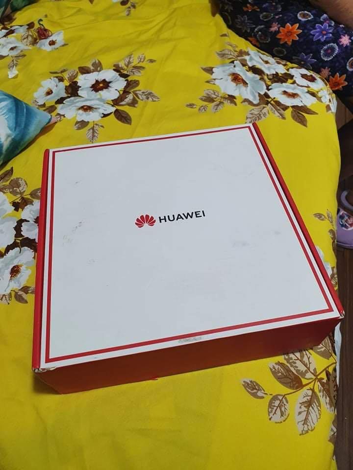Huawei Gift Box, Computers & Tech, Parts & Accessories, Cables ...